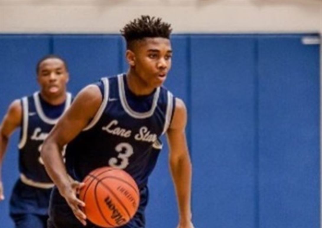 Envergure - Julian Larry - Scouting reports & stats