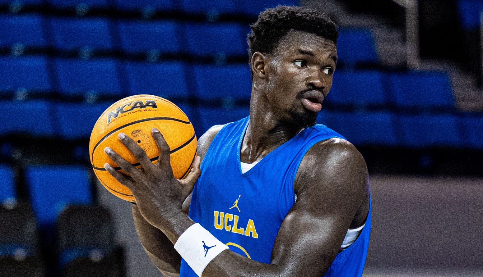 Envergure - Adem Bona - Scouting reports & stats